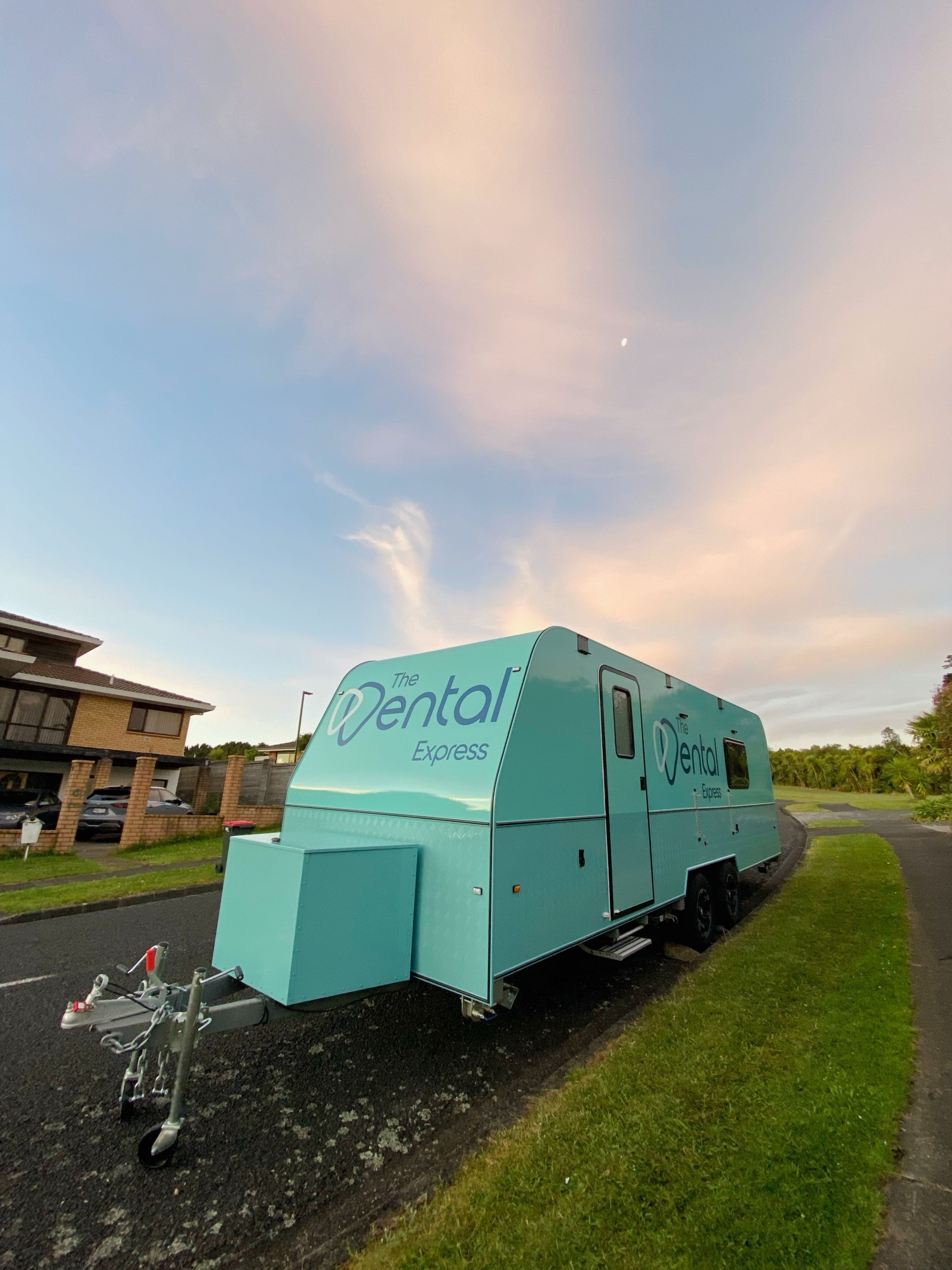 LANZ - Mobile dental clinic trailer for sale
