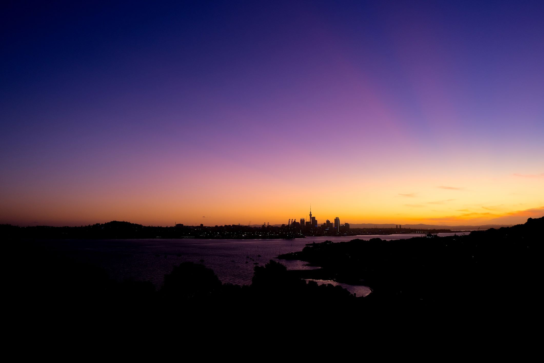 LANZ - Dental Assistants, Practice Managers and Office